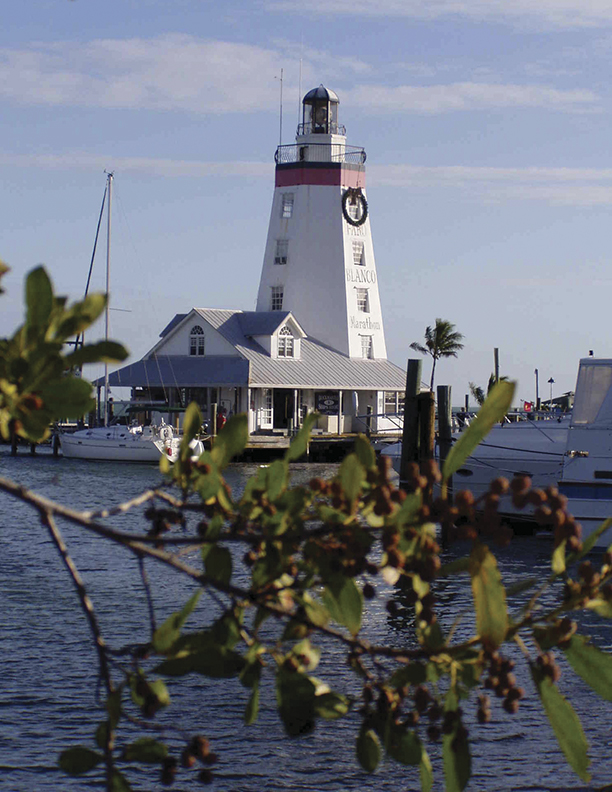 MarathonLighthouse | sol y mar magazine